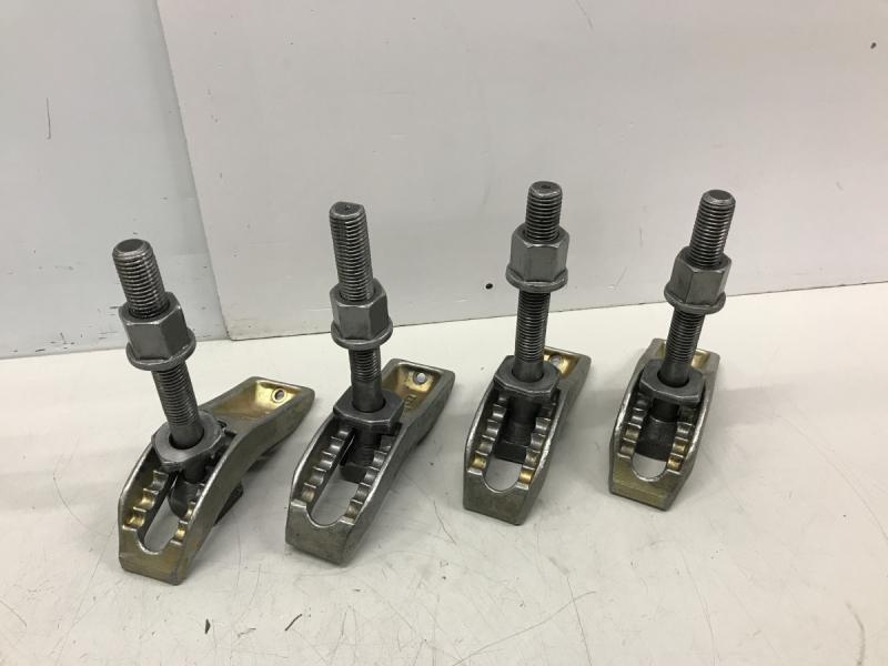 4 Stück Spanneisen, Spannpratzen, Spannbügel Spannbacken, Spannhebel ...
